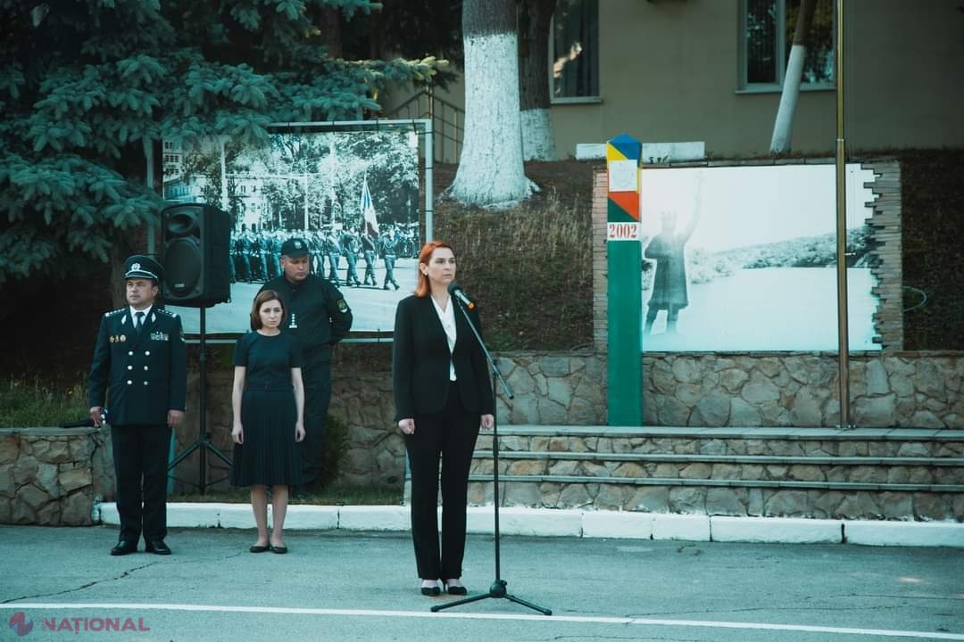 Maia Sandu, prezentă la ceremonia funerară în memoria polițistului Serghei Muntean, ucis la ...