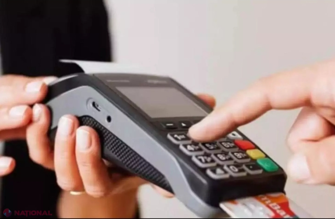 Metoda prin care hoții pot să afle PIN-ul de la card, în timp ce te ...