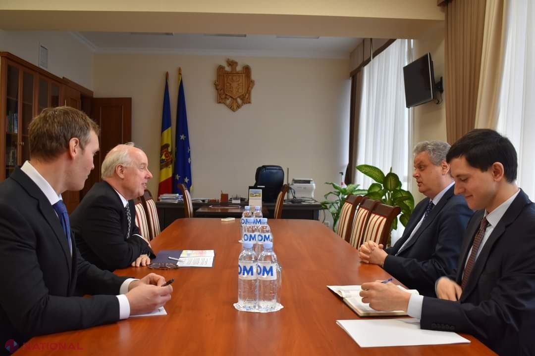 Ambasadorul SUA, interesat de dialogul actual dintre Chișinău şi Tiraspol. Vicepremierul ...