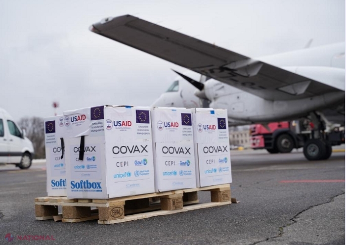 FOTO // Aproape 25 de mii de doze de vaccinuri PFIZER au ajuns la ...