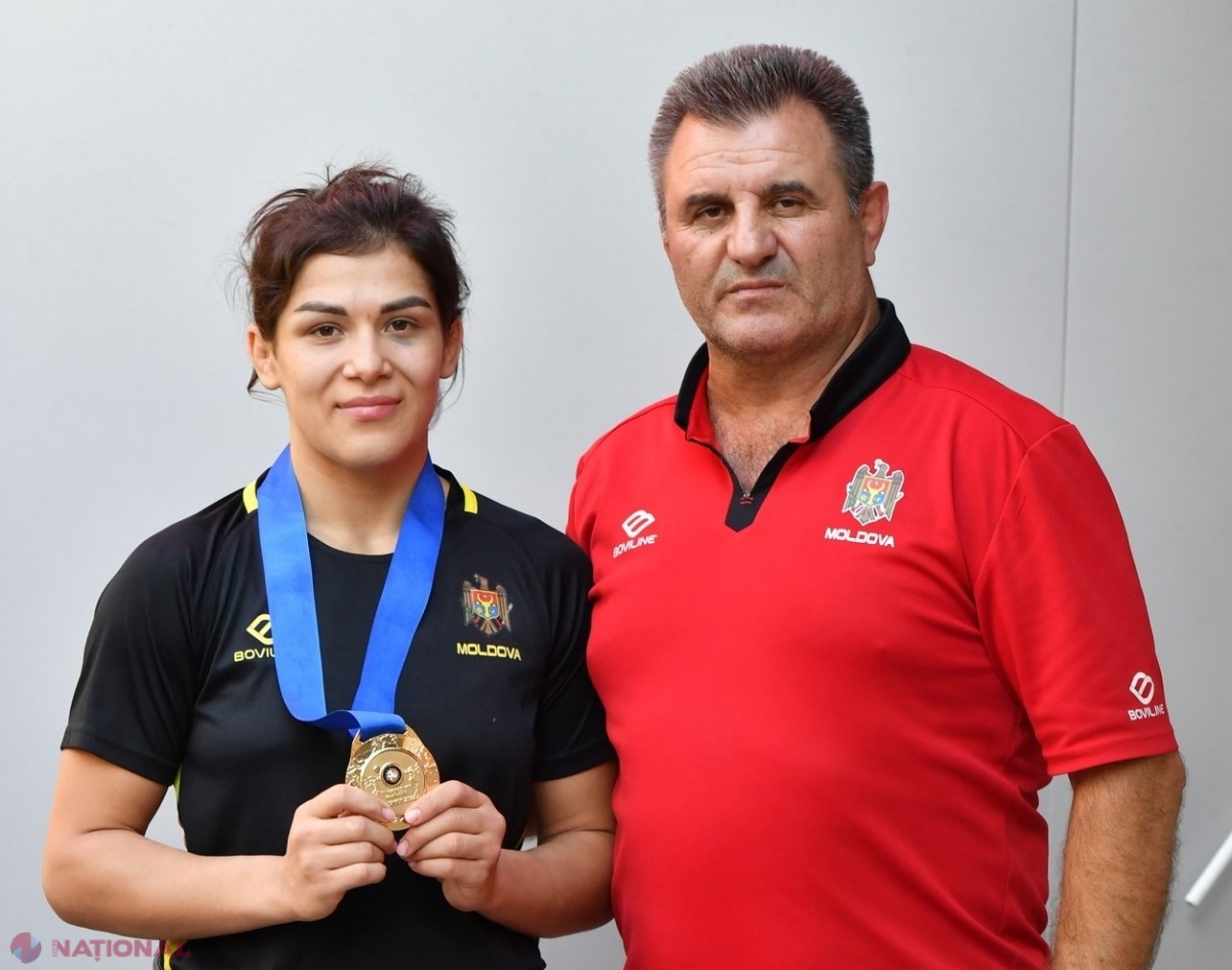 VIDEO // Campioana MONDIALĂ Anastasia Nichita, întâlnită cu FANFARA la intrarea în R. Moldova ...