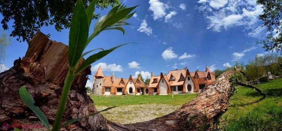 FOTO // Castelul de lut: o destinaţie inedită în România