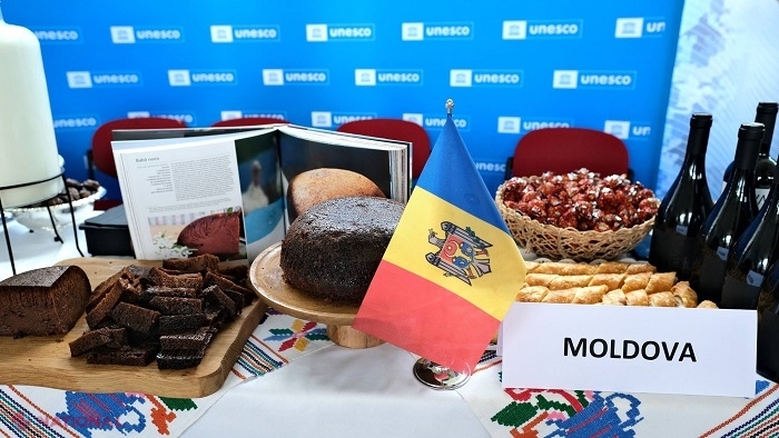 Celebrul desert din nordul R. Moldova, numit „baba neagră”, ar putea fi ...