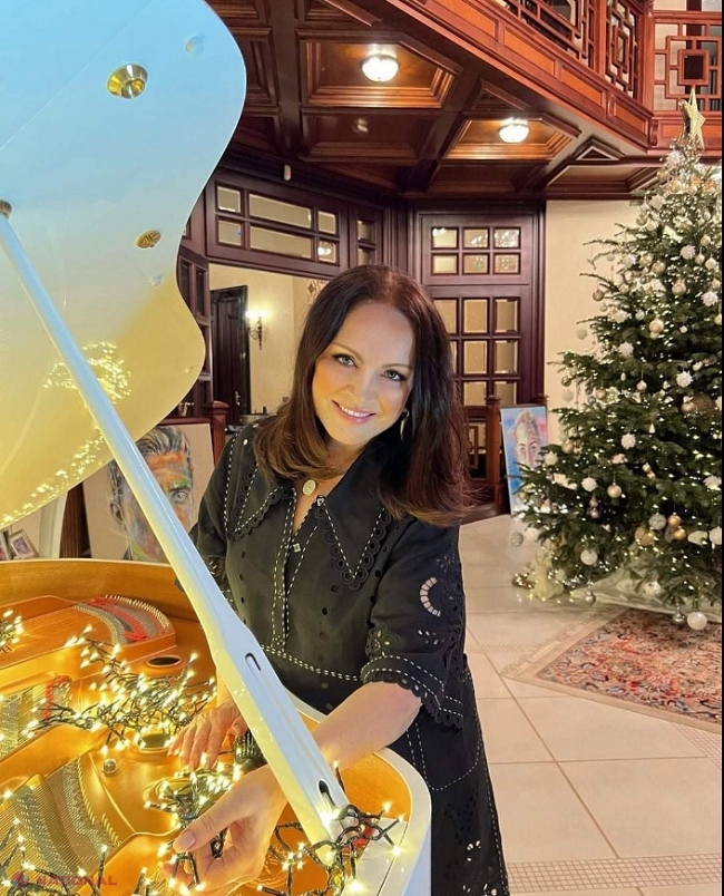 FOTO // Cum arată familia interpretei Sofia Rotaru: Poză de la Revelion