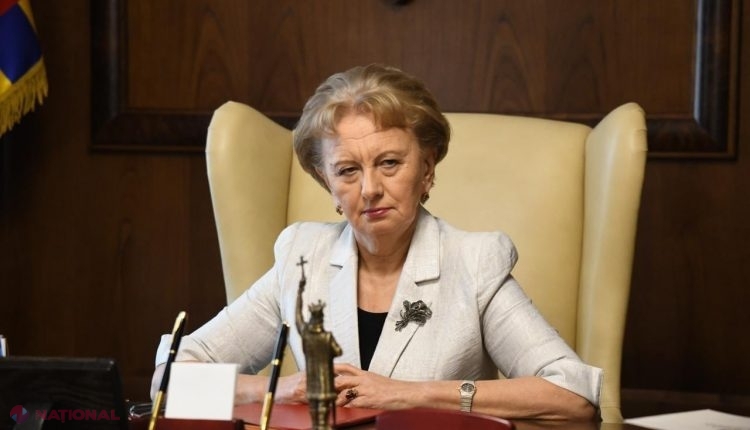 Zinaida Greceanîi, ultima TENTATIVĂ pentru a AMÂNA DIZOLVAREA ...